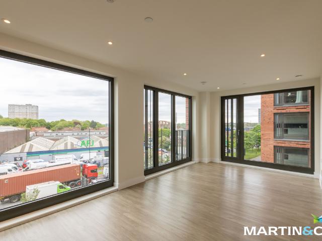 Curzon Wharf, Glasswater Locks, Pitt Street, Birmingham B4, 2 bed flat to rent, £1,300 pcm | PrimeLocation