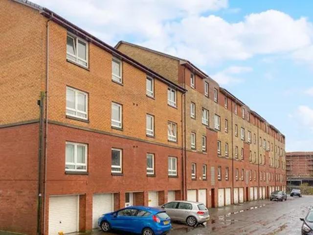 Curle Street, Glasgow, G14 0SA, United Kingdom | 2 bed duplex for rent #17625285 | Rentberry