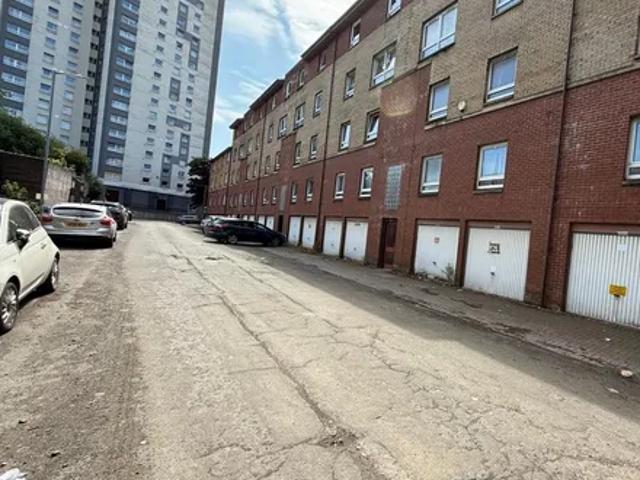 Curle Street, Glasgow, G14 9QJ, United Kingdom | 2 bed duplex for rent #168084932 | Rentberry