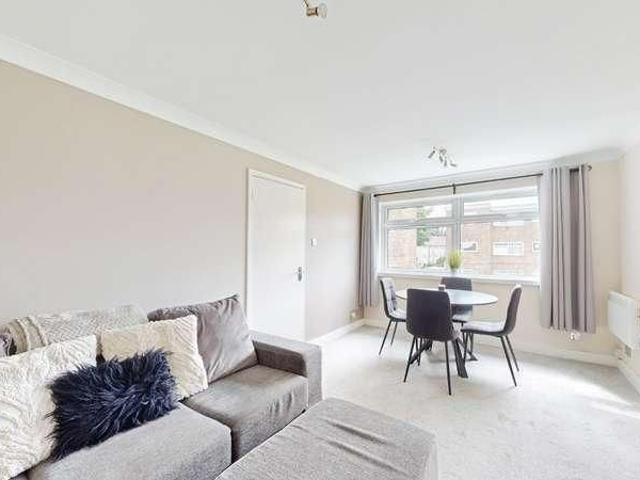 Curlew Close, Whitchurch, Cardiff, CF14