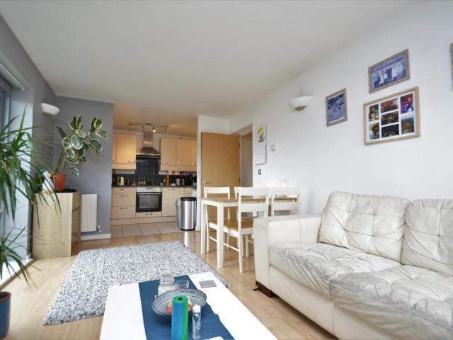 Curness Street London SE13 2 bed flat to rent £1,850 pcm £427 pw