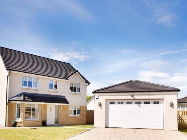 Curriefield View, Cleland, ML1 5 bed detached house to rent £1,950 pcm £450 pw