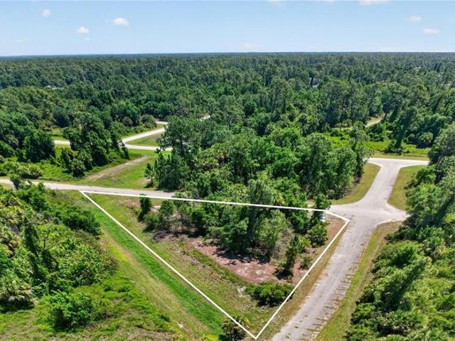 Custer Cir, North Port, FL 34288