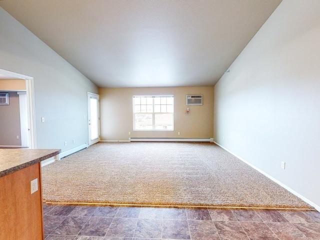 Custer Crossing & Ravenwood 3 Bedroom Apartment for Rent at 1763 Carroll Street, Dickinson, ND 58601