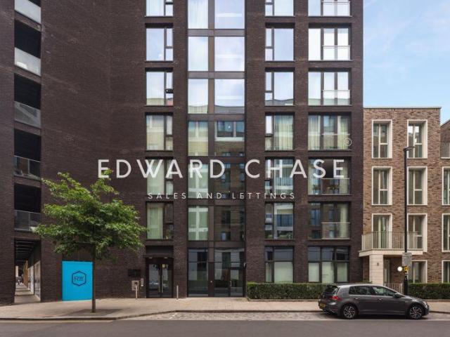 Cutter House, Royal Wharf 2 bed apartment to rent £2,499 pcm £577 pw