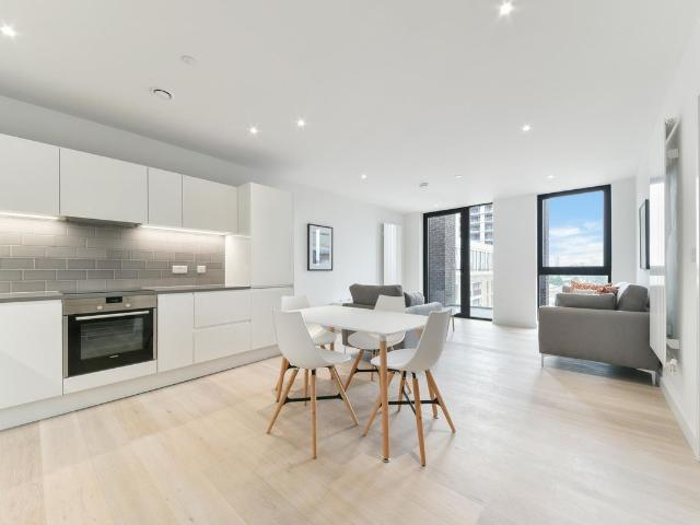 Cutter House, Royal Wharf, London E16, 2 bed flat to rent, £2,700 pcm | PrimeLocation