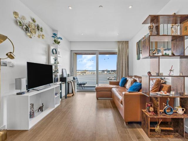Cutter Lane, Canary Wharf SE10, 2 bed flat to rent, £3,250 pcm | PrimeLocation