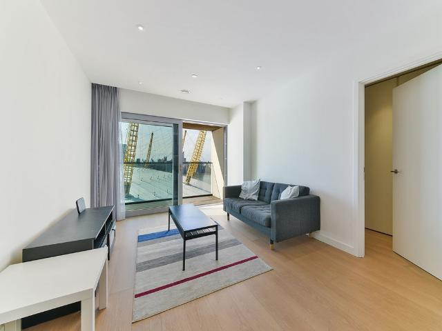 Cutter Lane, Greenwich Peninsula, London SE10, 2 bed flat to rent, £3,120 pcm | PrimeLocation