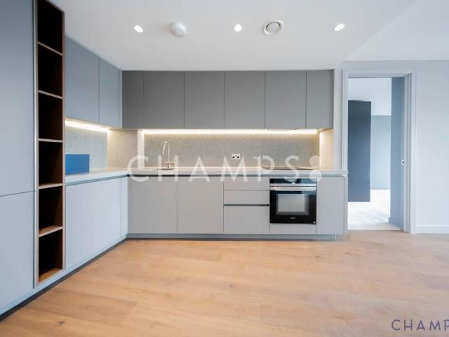 Cutter Lane, Greenwich Peninsula, SE10 2 bed flat to rent £3,250 pcm £750 pw