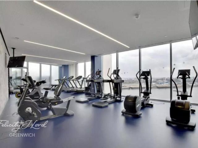Cutter Lane, LONDON 1 bed apartment to rent £2,500 pcm £577 pw