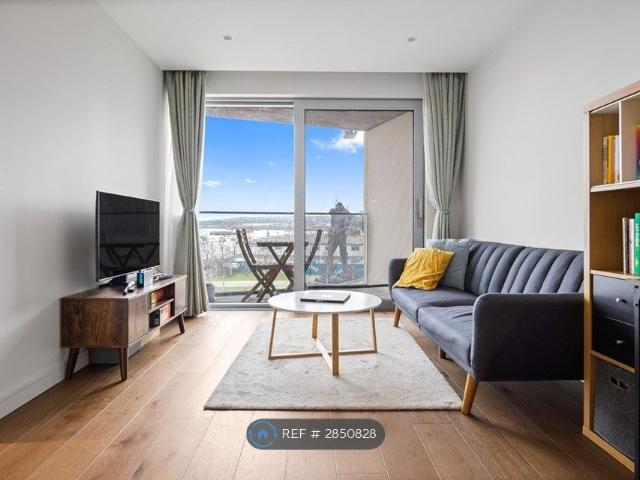Cutter Lane, London SE10, 1 bed flat to rent, £2,500 pcm | PrimeLocation