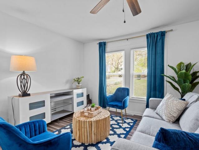 Cute and Quaint! 9 mInutes to Downtown Durham!