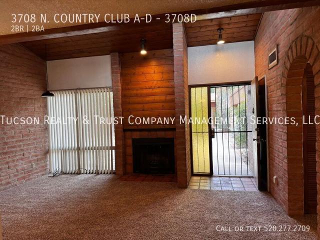 Cute & Cozy 2Bed/2Bath Fourplex