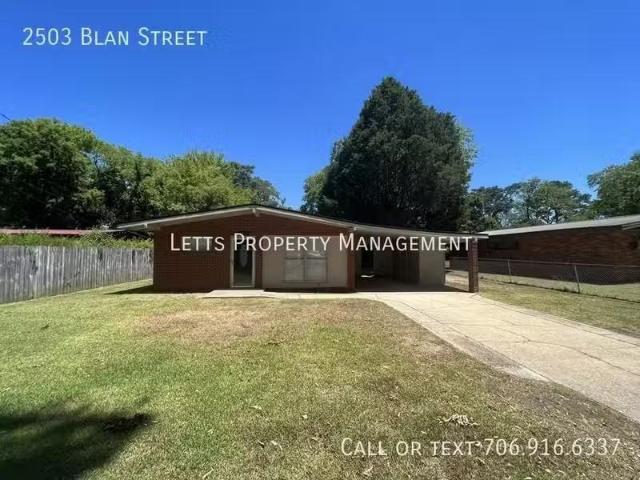 Cute Cozy Rental Ready NOW! 2503 Blan St