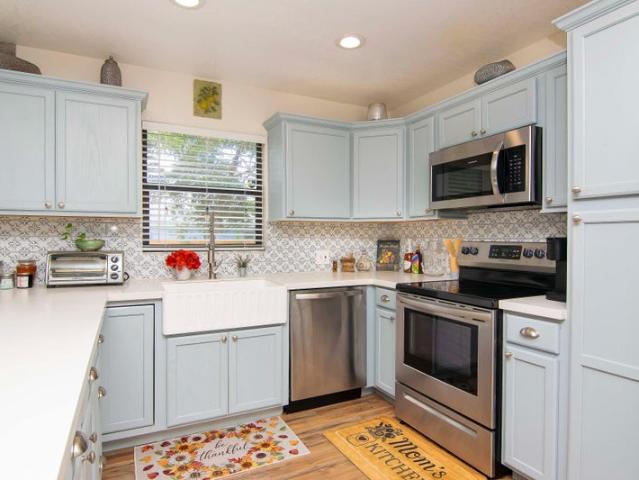 Cute Downtown Dunedin Home