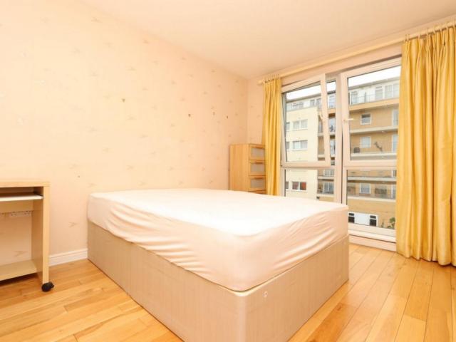 Cute double ensuite bedroom near West Ham Park Has a Room