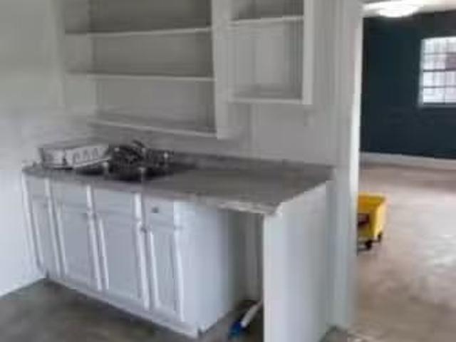 Cute 1 bed 1 bath Home 1509 Sw I Ave