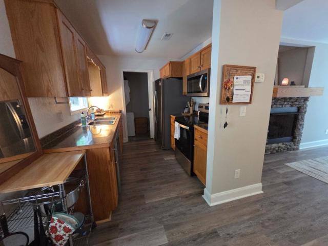 Cute 2b/2.5ba townhouse