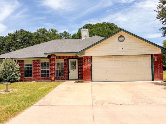 Cute 3 bed / 2 bath Home Available For Rent in Morgan's Point Resort, TX!