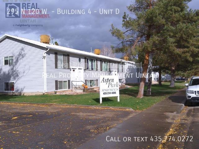 Cute 3 Bedroom 1 Bathroom MOVE IN SPECIAL! FIRST MONTHS RENT FREE WHEN YOU SIGN A 12 MONTH LEASE!