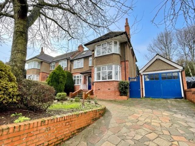 Cutenhoe Road, Luton, 4 Bedroom Semi detached