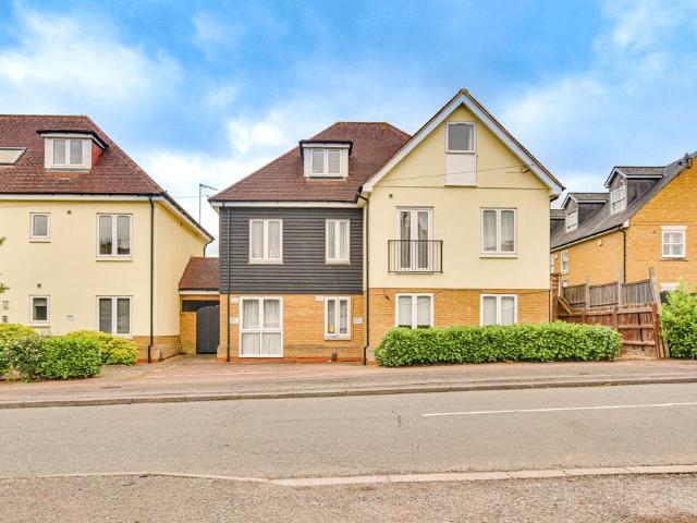 Cutforth Road, Sawbridgeworth CM21, 2 bed flat to rent, £1,350 pcm | PrimeLocation