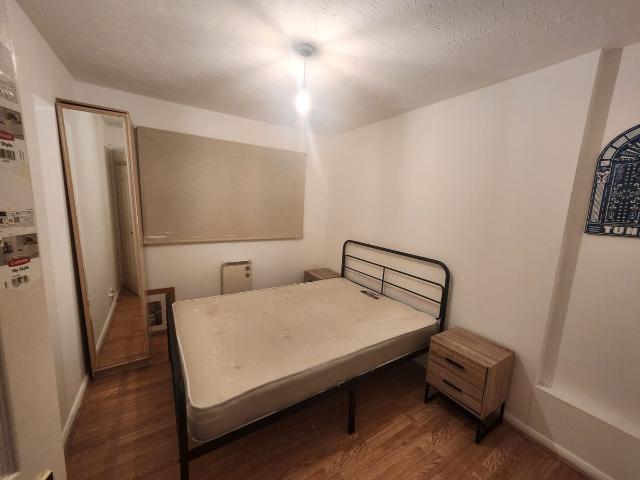 Cuthberga Close, Barking IG11, 2 bed flat to rent, £1,850 pcm | PrimeLocation