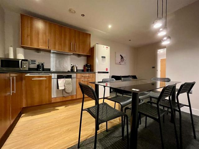 Cutlass Court, Granville Street, Birmingham B1, 3 bed flat to rent, £1,500 pcm | PrimeLocation