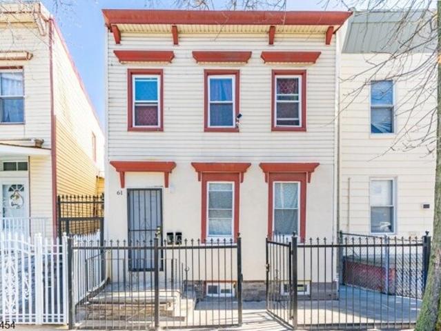 Cutler St, Newark, Home For Sale