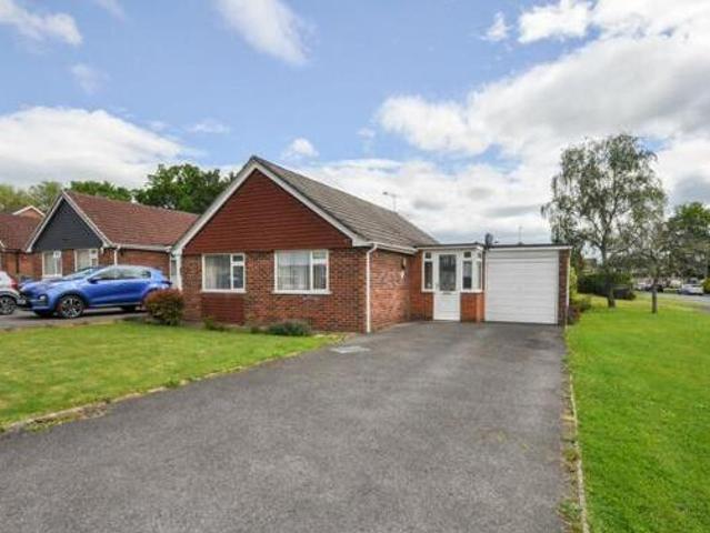 Cutlers Place, Wimborne, 2 Bedroom Detached
