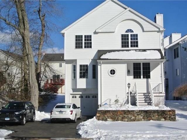 Cutspring Rd Unit,stratford, Condo For Sale