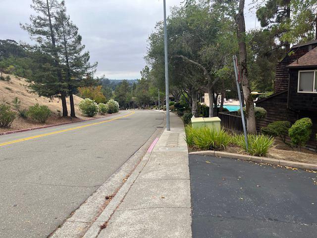 CV Hills – Furnished Room in Quiet Townhouse