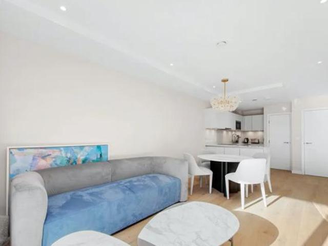 Cynthia Street, London, 2 Bedroom Flat