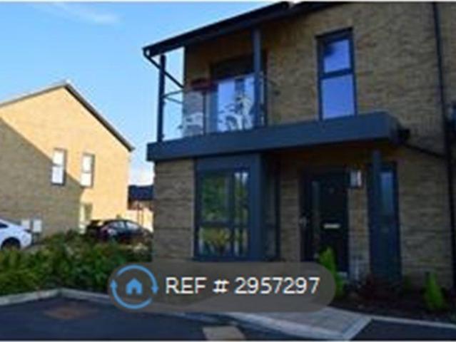 Cyber Avenue, Oakgrove, Milton Keynes MK10, 3 bed semi detached house to rent, £2,100 pcm | PrimeLocation
