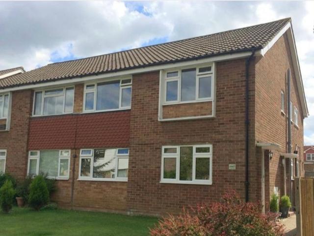 Cyclamen Way, West Ewell, Epsom KT19, 2 bed maisonette to rent, £1,550 pcm | PrimeLocation