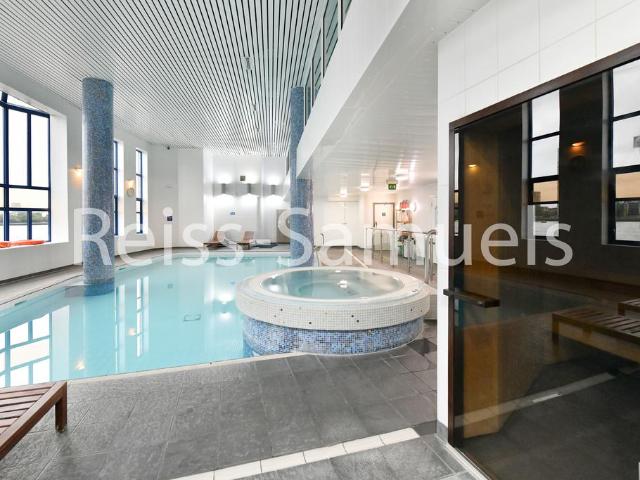 Cyclops Mews, London E14 5 bed terraced house to rent £4,983 pcm £1,150 pw