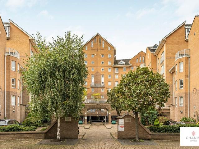 Cyclops Mews, London E14, 5 bed town house to rent, £4,767 pcm | PrimeLocation