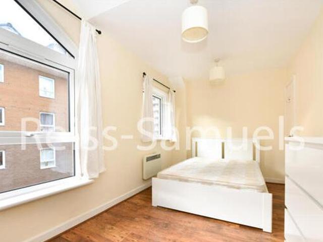 Cyclops Mews, London, 5 Bedroom Town