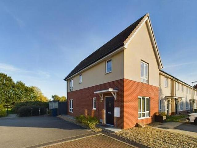 Cygnet Crescent, March, 2 Bedroom Semi detached