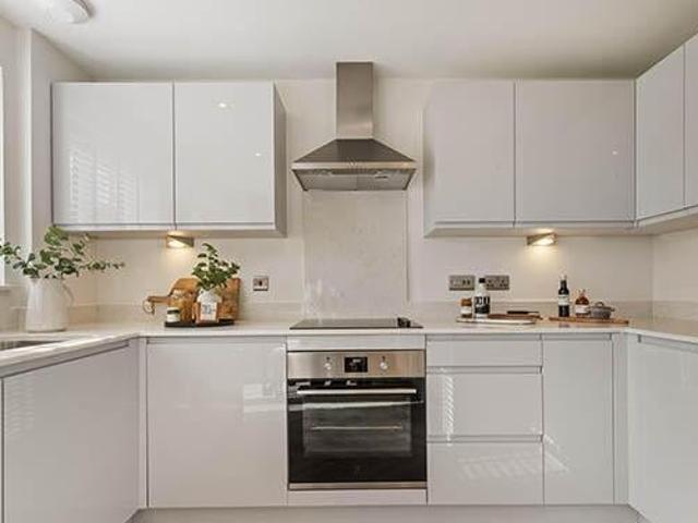 Cygnet Grange, New Road, Swanmore, 3 Bedroom End