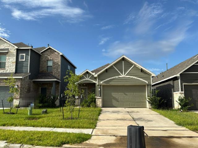 Cypress Maple Dr