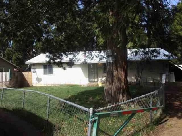 Cypress Ave