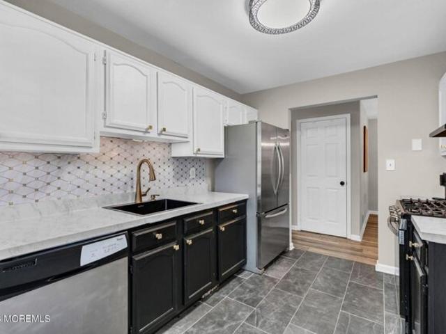 Cypress Ct, Howell, Condo For Sale