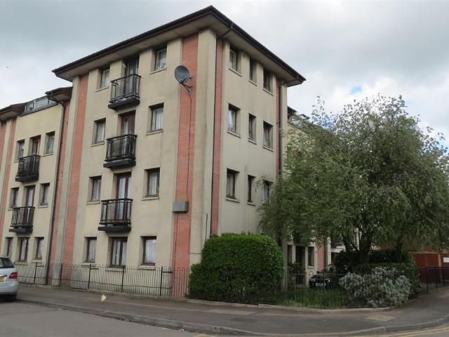 Cypress Court, Cheltenham GL51, 1 bed flat to rent, £600 pcm | PrimeLocation