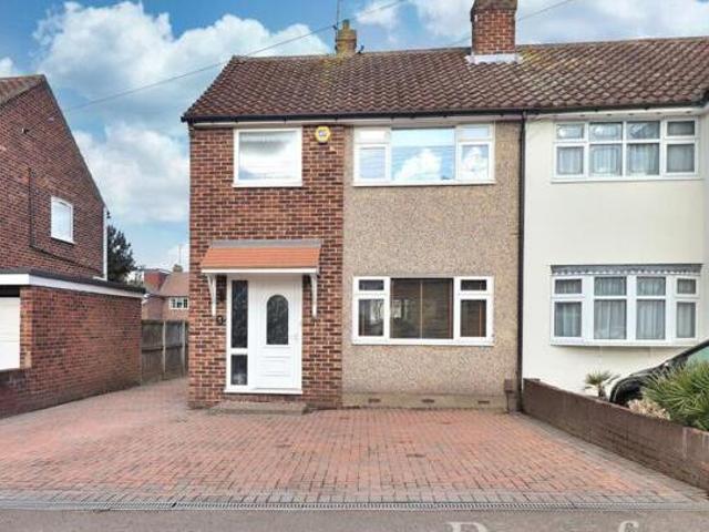 Cypress Drive, Chelmsford, 3 Bedroom Semi detached