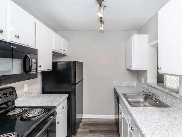 Cypress Parc 2 Bedroom Apartment for Rent at 18001 Cypress Trace Rd, Houston, TX 77090