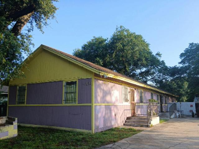 Cypress St