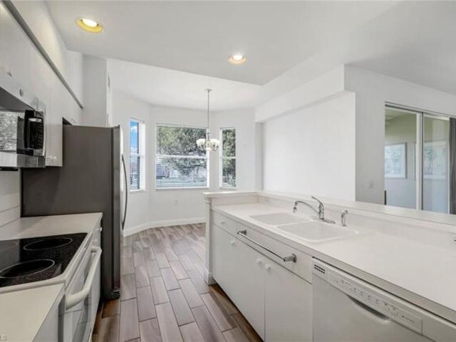 Cypress Trace Cir Apt,naples, Condo For Sale
