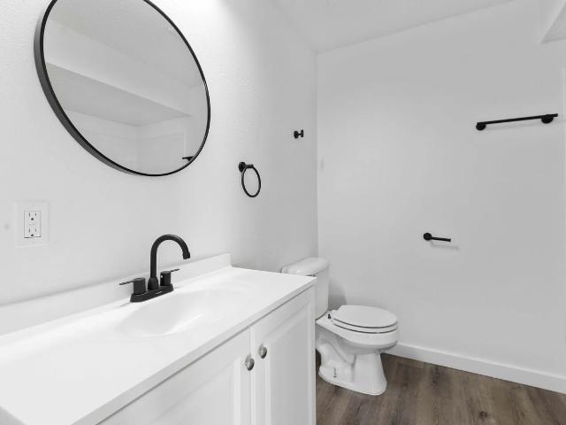 Cypress 2 2 Bedroom Apartment for Rent at 4214 Hubbell Ave, Des Moines, IA 50317
