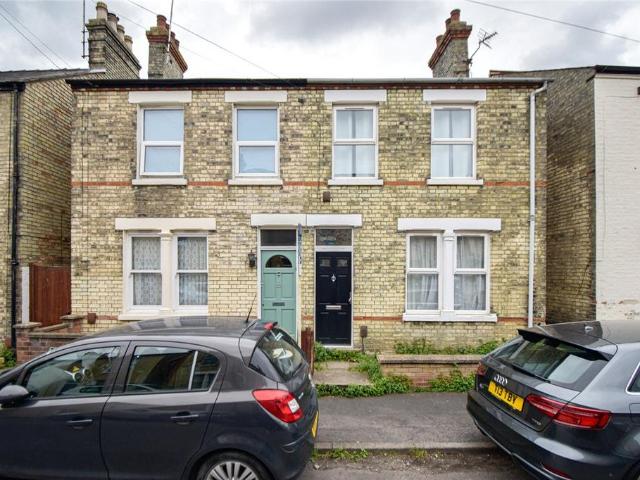 Cyprus Road, Cambridge, CB1 4 bed end of terrace house to rent £2,650 pcm £612 pw